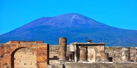 L&B Italian Tours - Full Day Tour to Pompeii and Mount Vesuvius from ...